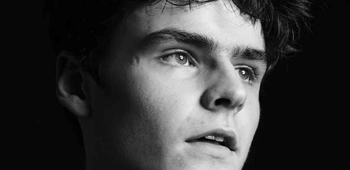 Duke Nicholson, le petit fils de Jack, fait ses débuts au cinéma ...